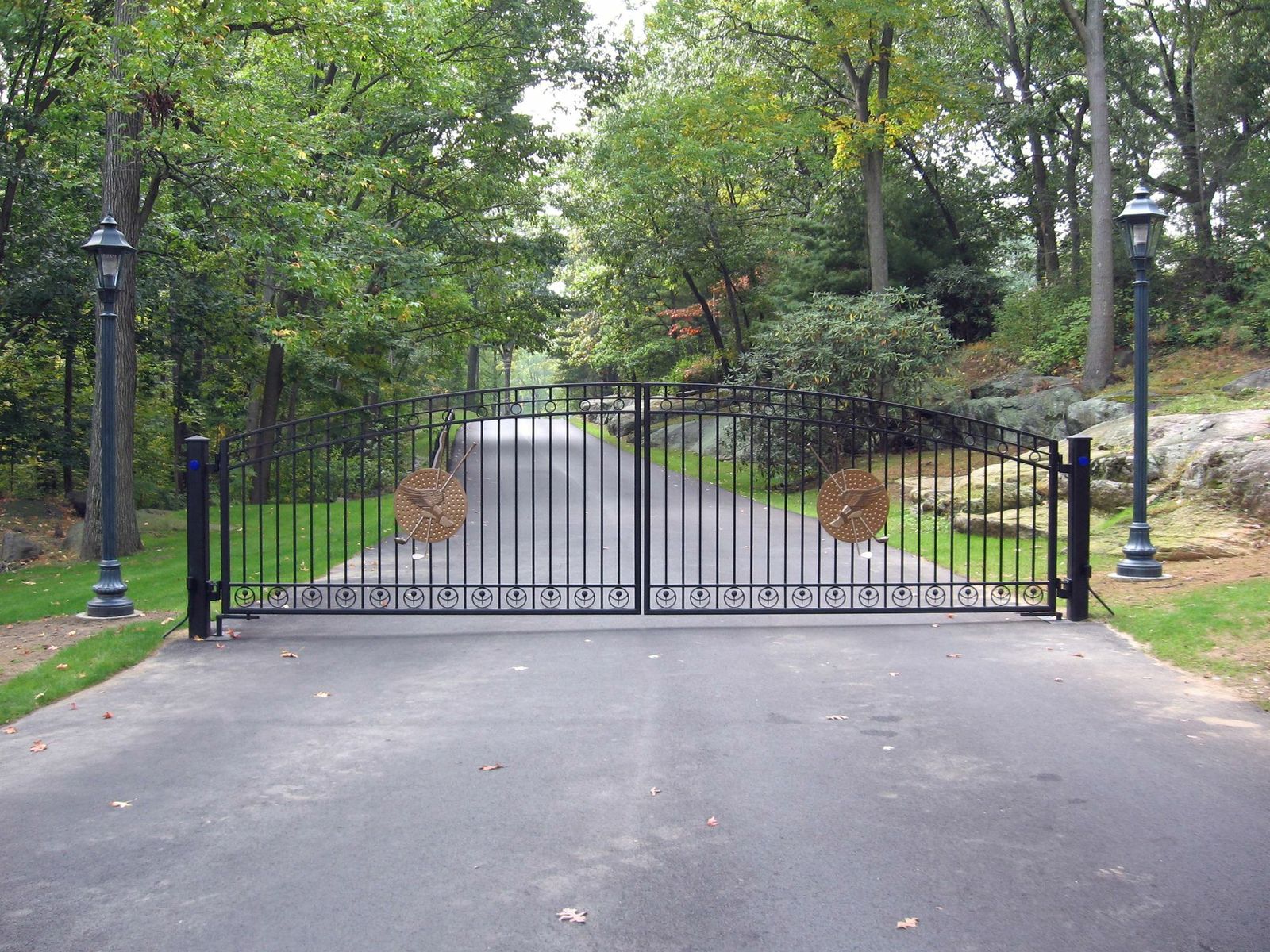 Entry Driveway Gate Designs